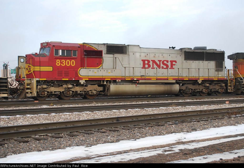 BNSF 8300